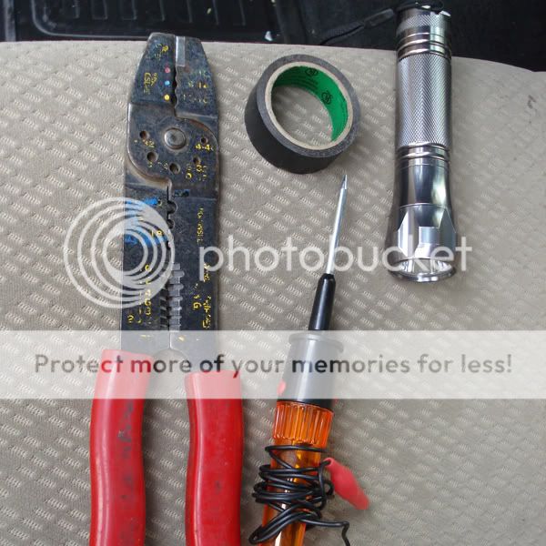 GMT900 (NNBS) Cargo Light Mod, turn them on w/o interiors | Truck Forum ...